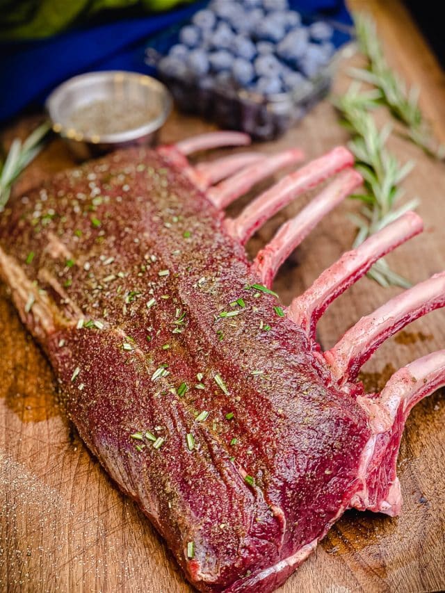 Grilled Rack Of Venison w/ Blueberry Compote - Grillseeker